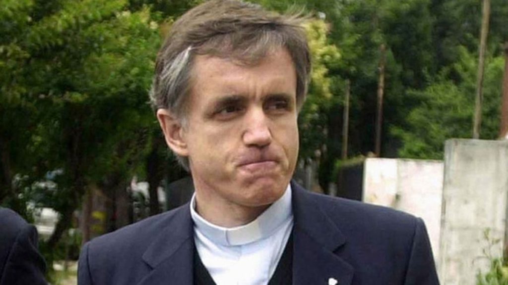 ᐈ El Padre Grassi pidió salir de la cárcel por temor a contagiarse ...