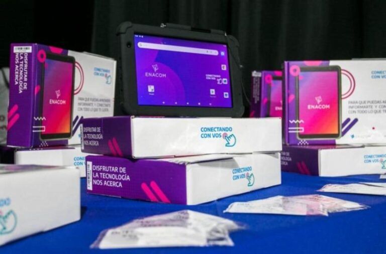 Avanza la entrega de tablets gratis del Enacom: ¿Cómo acceder?