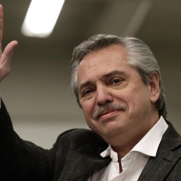 ᐈ ¿Quién es Sofía Bonelli?