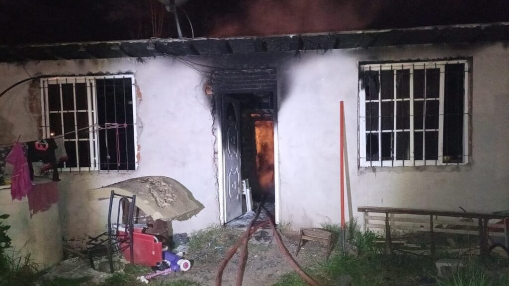 Tragedia en La Plata: Murieron dos nenes tras quedar atrapados en el ...