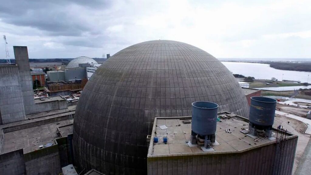 Explosión en la central nuclear Atucha: Murió un trabajador