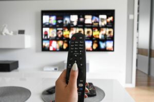 Las mejores plataformas para ver TV en vivo gratis en Argentina