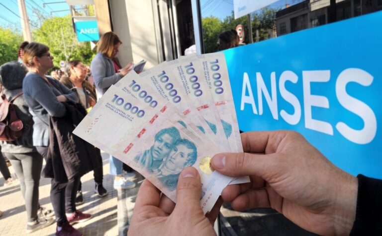 ANSES Confirmó Aumento y Bono Para PUAM y PNC: Cuánto Se Cobra en Mayo 2026